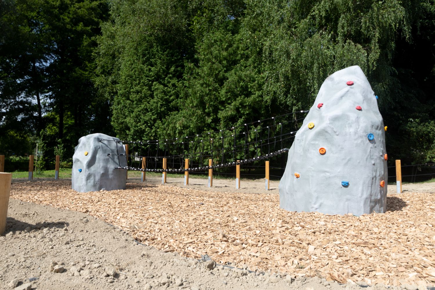 Stijena za penjanje s mostom „Kamenko“ • STRIBOR OPREMA d.o.o ...